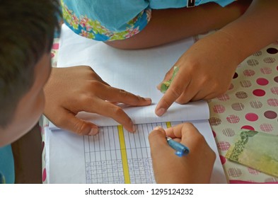Check Write Name Correct Line Stock Photo 1295124232 | Shutterstock