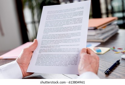220,808 Hand holding document Images, Stock Photos & Vectors | Shutterstock