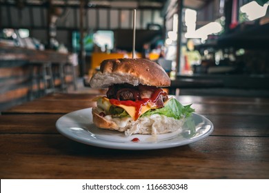 Cheese Beef Buger Stock Photo 1166830348 | Shutterstock