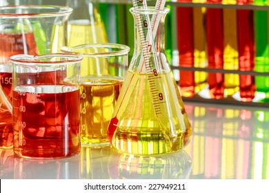 18,434 Chemistry measuring tools Images, Stock Photos & Vectors ...