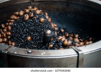 190 Chestnut roasting machine Images, Stock Photos & Vectors | Shutterstock