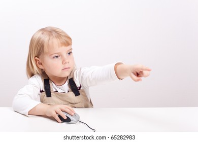Child Holding Computer Mouse Pointing Screen Stock Photo 65282983 ...