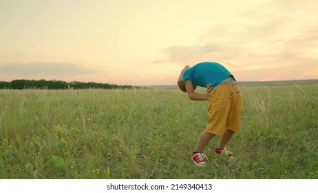 1,347 Bridge pose kid Images, Stock Photos & Vectors | Shutterstock