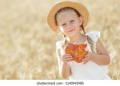 Children Bread Stock Photo 1140945980 | Shutterstock