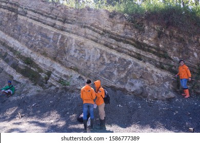 272 Tuff sedimentary rock Images, Stock Photos & Vectors | Shutterstock