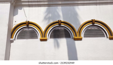 845 Semi circle building Images, Stock Photos & Vectors | Shutterstock