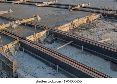 108 Screed Rails Images, Stock Photos & Vectors | Shutterstock