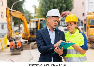 Civil Engineers Checking Work Process Construction Stock Photo ...