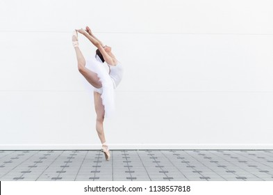 70,078 imágenes de Dance practice - Imágenes, fotos y vectores de stock ...