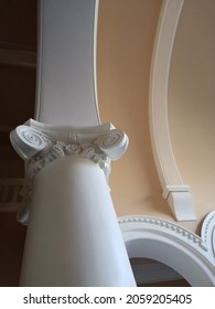 100 Baroque Pillar Motif Images, Stock Photos & Vectors | Shutterstock