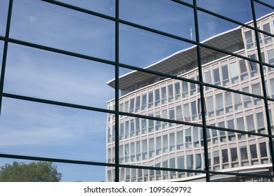 601 Clear Rectangle Directional Images, Stock Photos & Vectors | Shutterstock