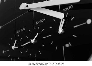 2,338 International time zone clocks Images, Stock Photos & Vectors ...