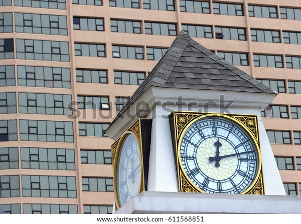 Clock On Tower Stock Photo 611568851 | Shutterstock