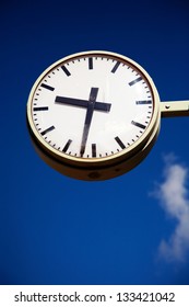 Clock Shows Correct Time Stock Photo 133421042 | Shutterstock