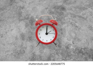 2,627 Arriving on time work Images, Stock Photos & Vectors | Shutterstock