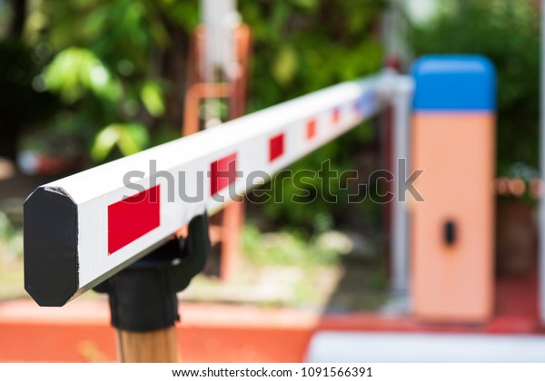 Gros plan sur Barrier Gate Système : photo de stock (modifiable) 1091566391
