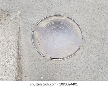 53 Triangle manhole cover Images, Stock Photos & Vectors | Shutterstock