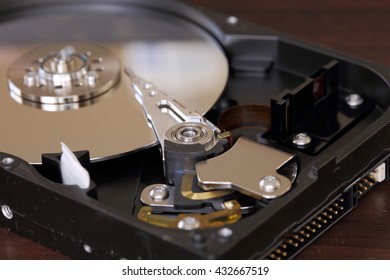 Close Disk Needle Internal Harddisk Personal Stock Photo 432667519 ...