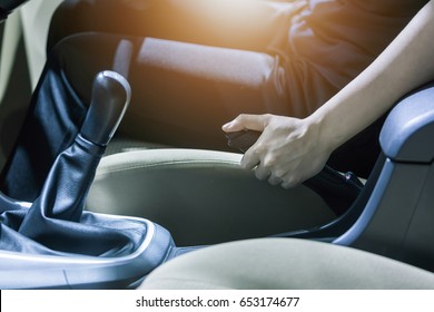 1,685 Woman brakes car Images, Stock Photos & Vectors | Shutterstock