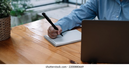 Close Hand Taking Notes On Notepad Stock Photo 2200880669 | Shutterstock