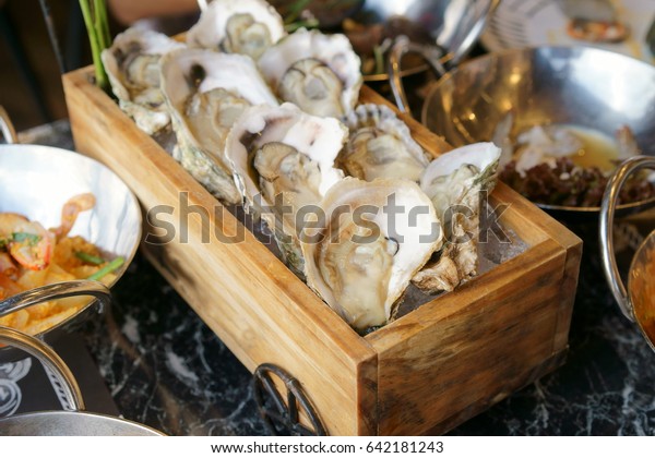 Close Image Oysters Inside Shell Served Stock Photo 642181243 ...
