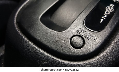 1,082 imágenes de Shift lock - Imágenes, fotos y vectores de stock ...