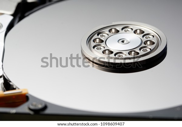 Close Image Spindle Hard Disk Drive Stock Photo 1098609407 | Shutterstock