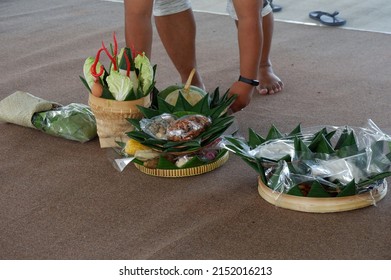 Close Image Ubo Rampe Complement Form Stock Photo 2152016213 | Shutterstock