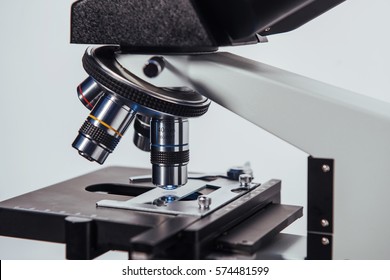 Laptop Hard Disk Under Microscope On库存照片16984747 | Shutterstock