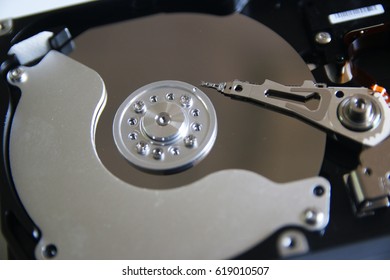 Close Opened Hard Disk Drive Stock Photo 619010507 | Shutterstock
