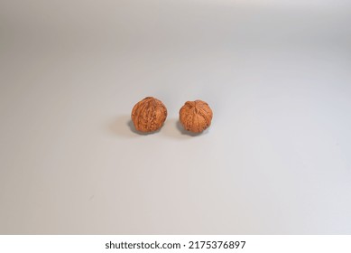 20,898 Small Walnut Images, Stock Photos & Vectors | Shutterstock
