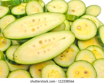 Split pointed gourd : 5 images, photos et images vectorielles de stock ...