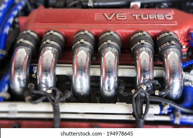 2,409 V6 engine Images, Stock Photos & Vectors | Shutterstock