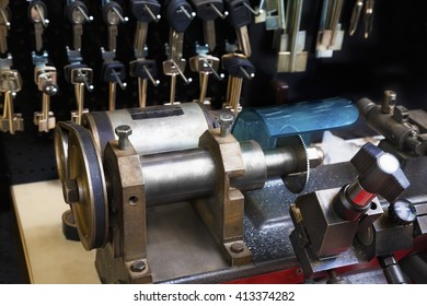 2,106 Drilling machine key Images, Stock Photos & Vectors | Shutterstock