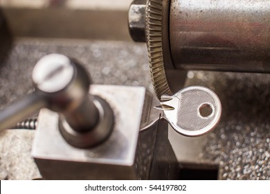 2,106 Drilling machine key Images, Stock Photos & Vectors | Shutterstock