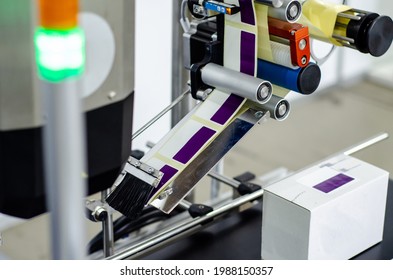 2,779 Label Applicator Machine Images, Stock Photos & Vectors ...