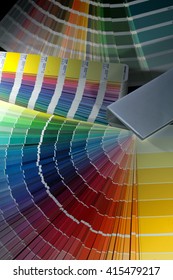 Ral Colour Fan Deck Ral Colour Foto stock 679590694 | Shutterstock