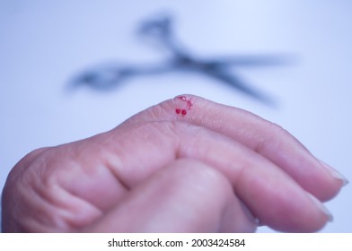 568 Bloody scissors Images, Stock Photos & Vectors | Shutterstock