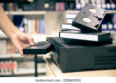 Closeup Hand Putt Playback Button On Stock Photo 2208629031 | Shutterstock