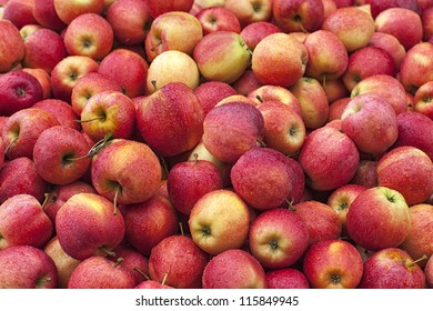 44,438 Stack apple Images, Stock Photos & Vectors | Shutterstock