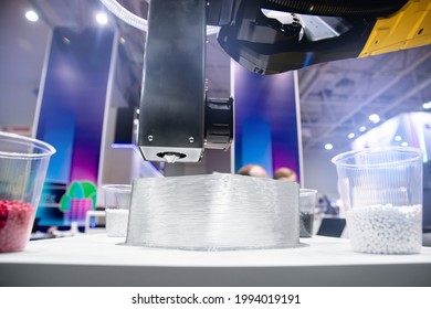 Closeup Modern 3d Plastic Printer Printing Stock Photo 1994019191 ...