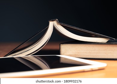 383 Reading book upside down Images, Stock Photos & Vectors | Shutterstock