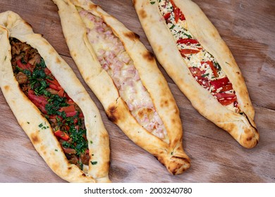 333 Pocket flatbread Images, Stock Photos & Vectors | Shutterstock