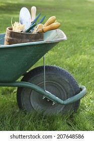 Closeup Side View Cropped Wheelbarrow Gardening Stock Photo 207648586 ...