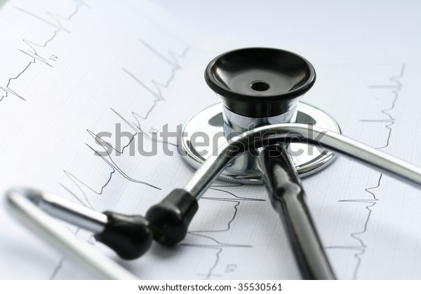 Стоковая фотография 35530561: Closeup Stethoscope Waveform Ekg Test ...