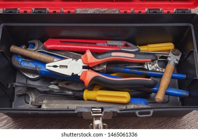 1,112 Toolbox above Images, Stock Photos & Vectors | Shutterstock