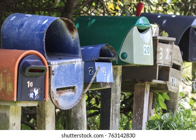 2,682 Rural letterbox Images, Stock Photos & Vectors | Shutterstock