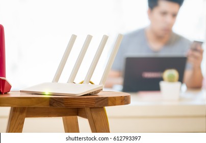 10,636 Office Wifi Router Images, Stock Photos & Vectors | Shutterstock