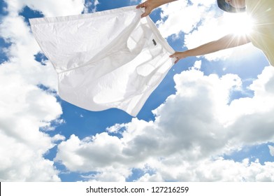 638,520 White clothes line Images, Stock Photos & Vectors | Shutterstock