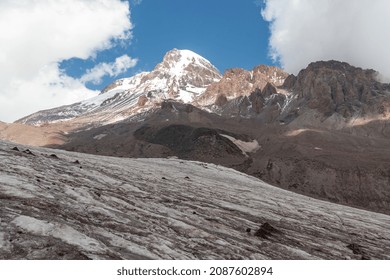 917 Khokh range Images, Stock Photos & Vectors | Shutterstock